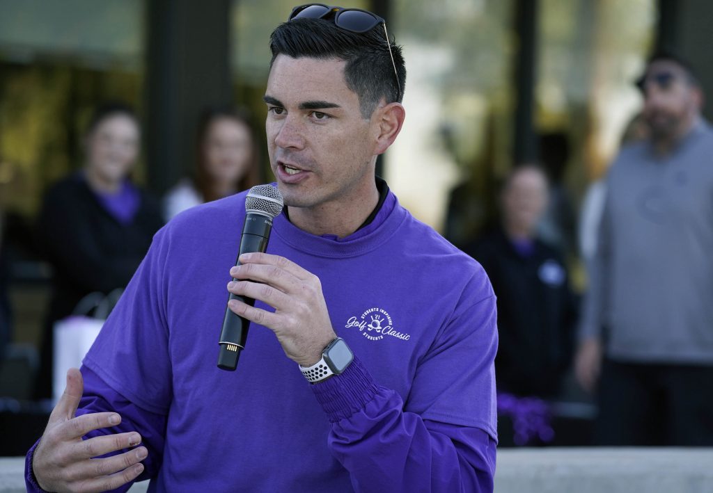 Slideshow: Students Inspiring Students Golf Classic - GCU News
