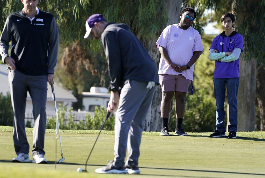 Slideshow: Students Inspiring Students Golf Classic - GCU News