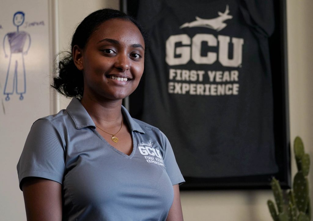 Slideshow: First-Year Experience - GCU News