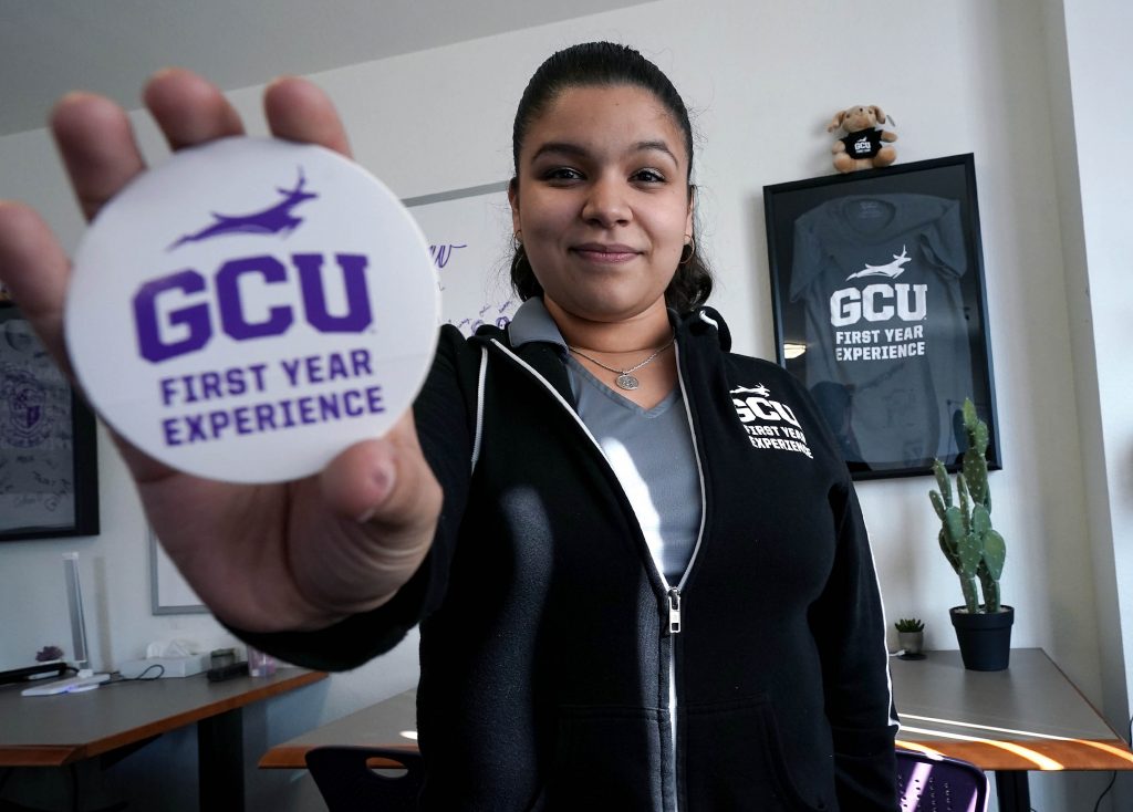 Slideshow: First-Year Experience - GCU News