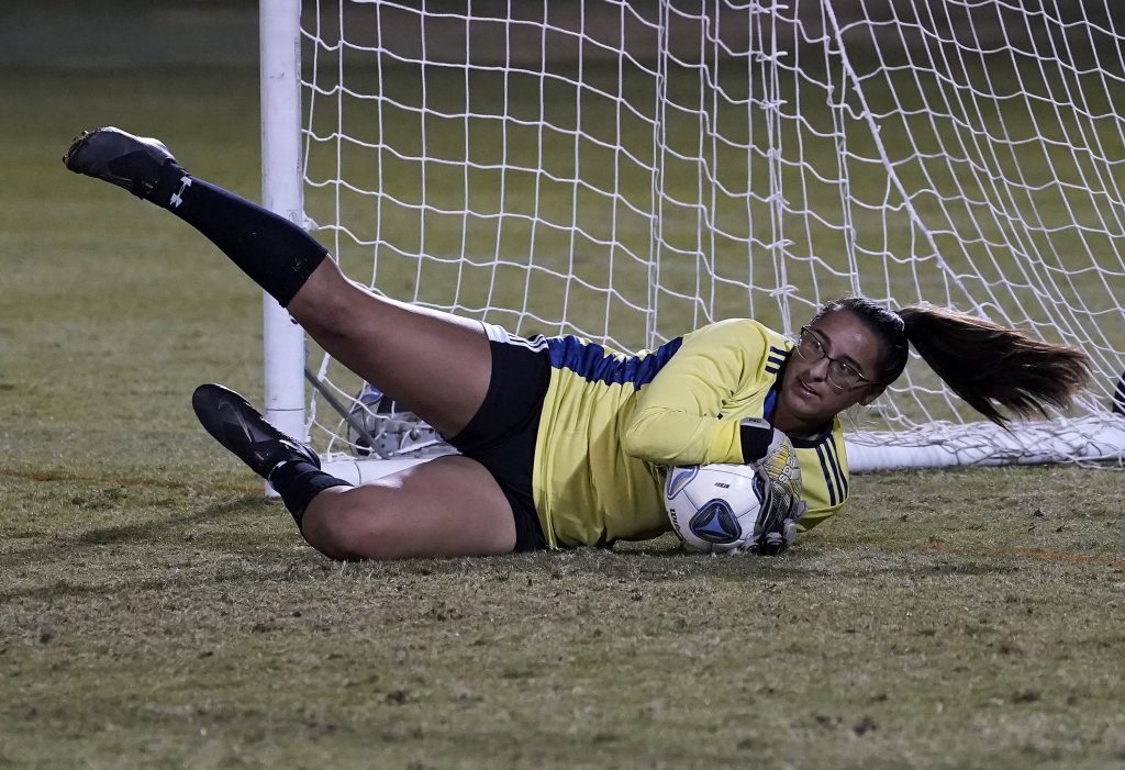 Slideshow: Intramural sports - GCU News