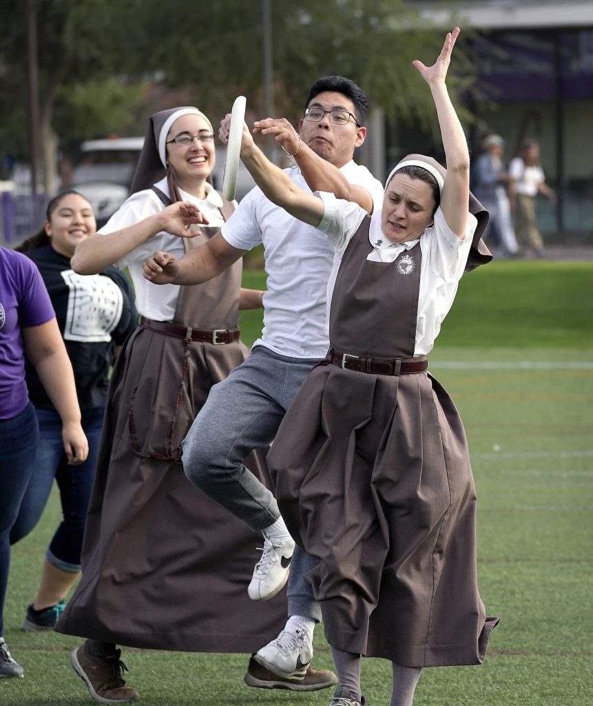 Slideshow: Nuns' fun in the sun - GCU News