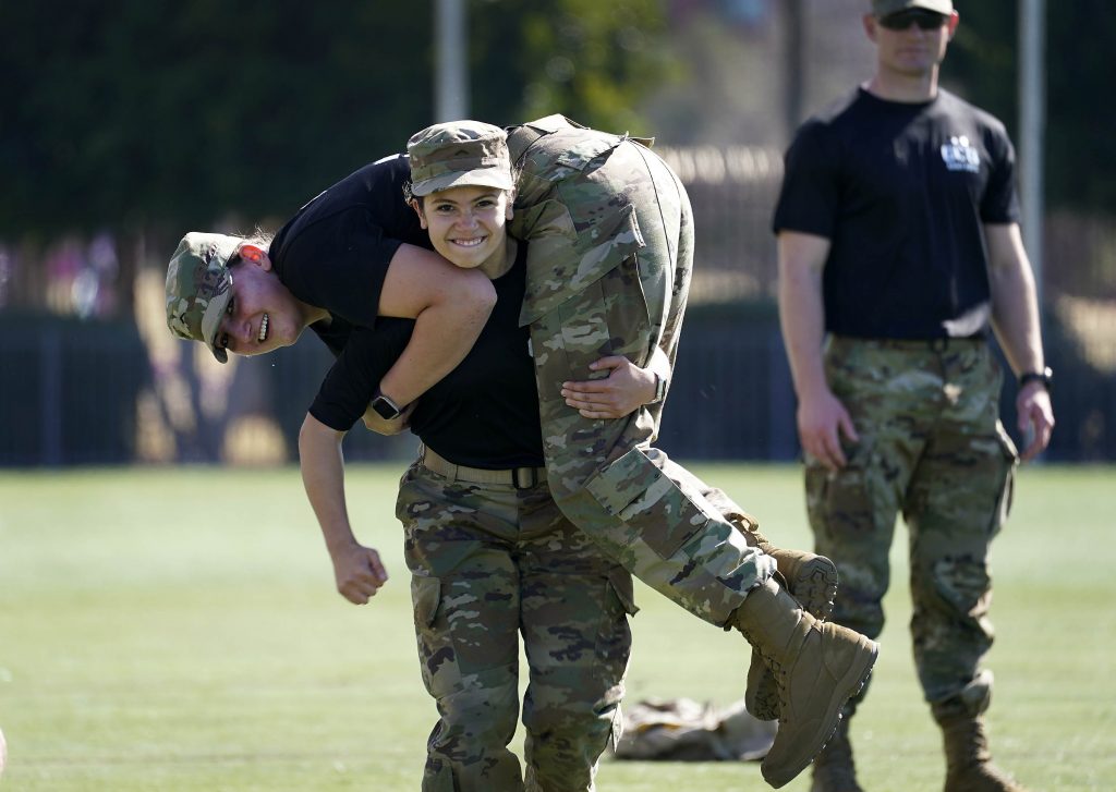 Slideshow: ROTC Day - GCU News