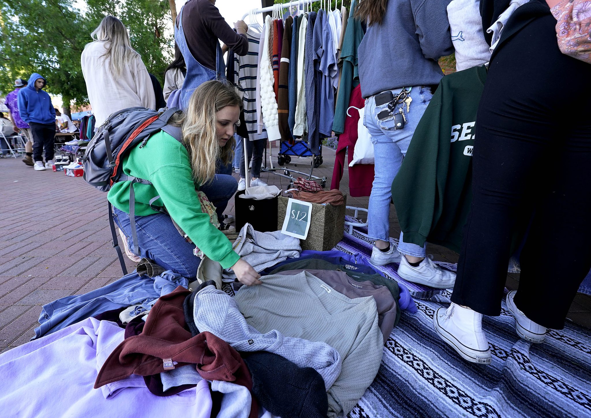 Slideshow: Spring 2022 Student Market - GCU News