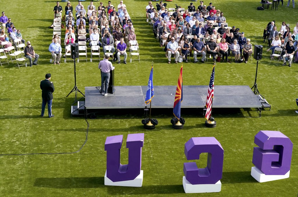 Slideshow: Army ROTC Commissioning Ceremony - GCU News