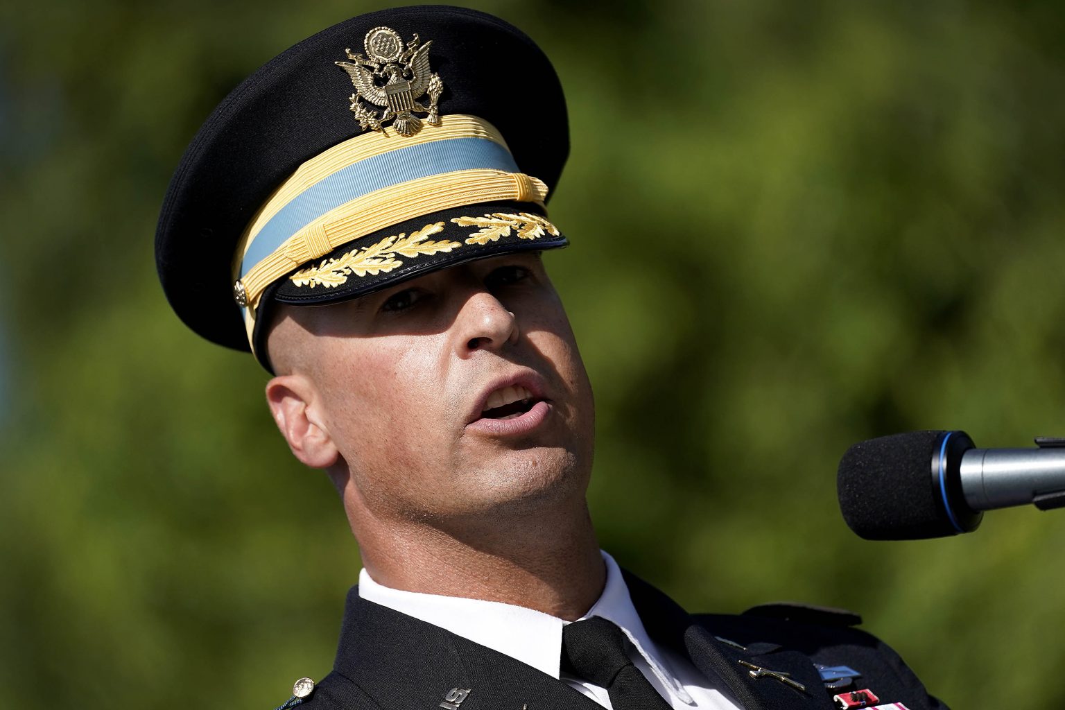 Slideshow: Army ROTC Commissioning Ceremony - GCU News