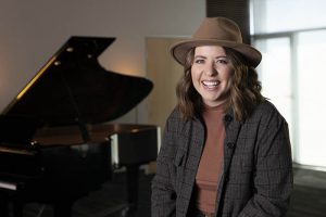 Swartz tops off her distinctive look, sound - GCU News