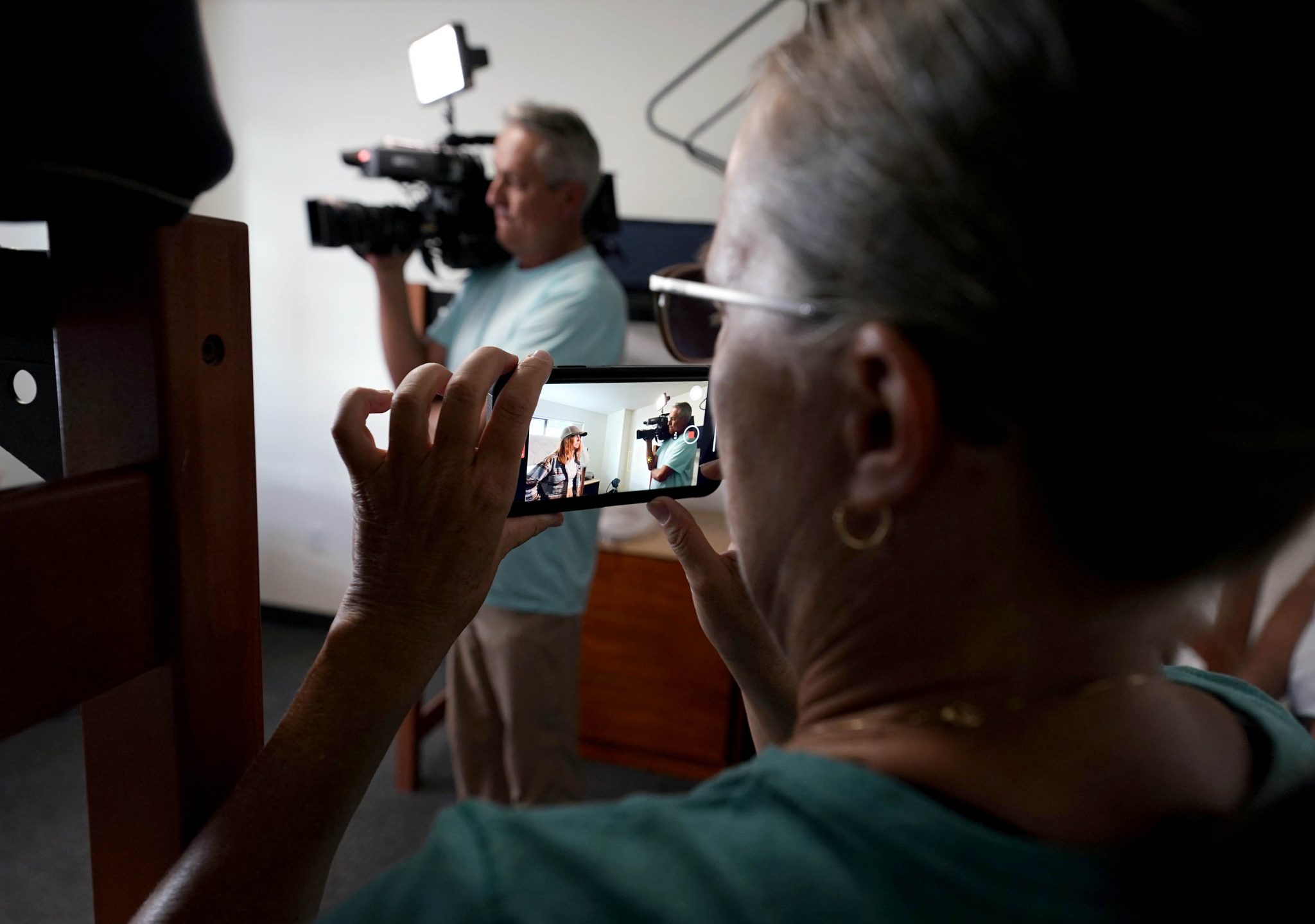 Fostering Futures students move in - GCU News