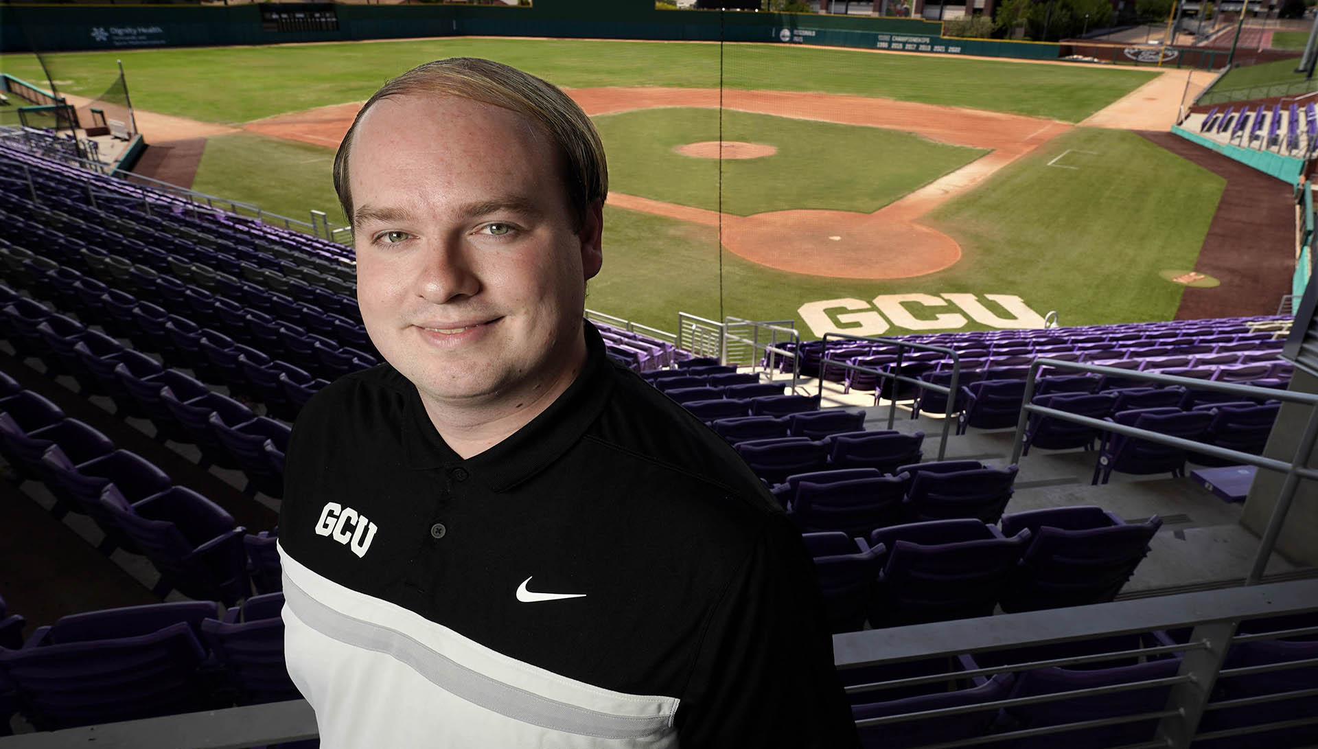 These graduates love GCU and can't leave it - GCU News