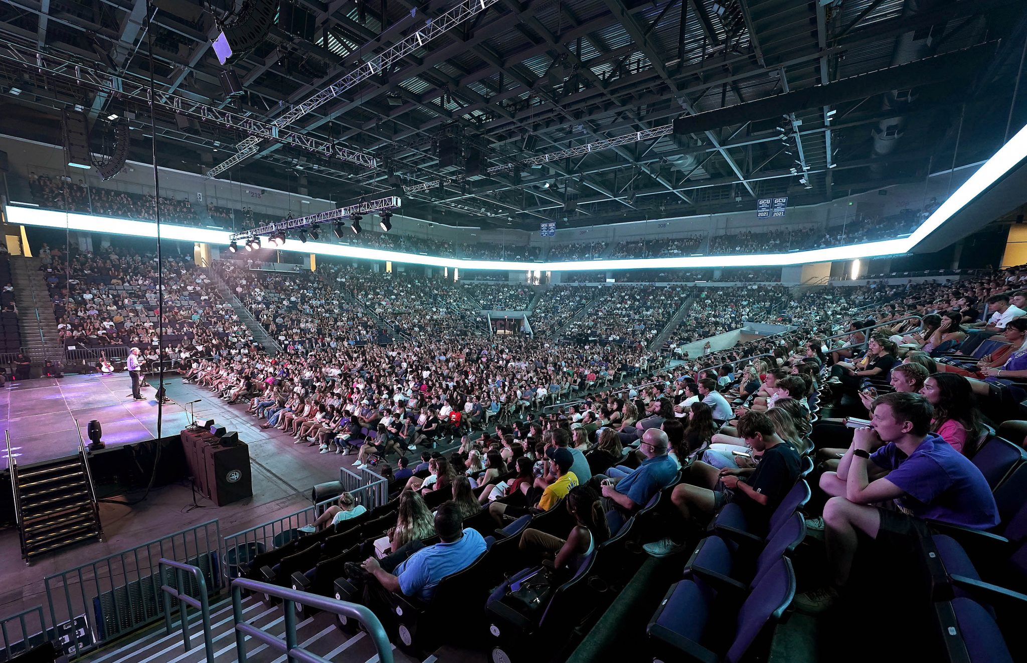 Opening Chapel of fall semester - GCU News