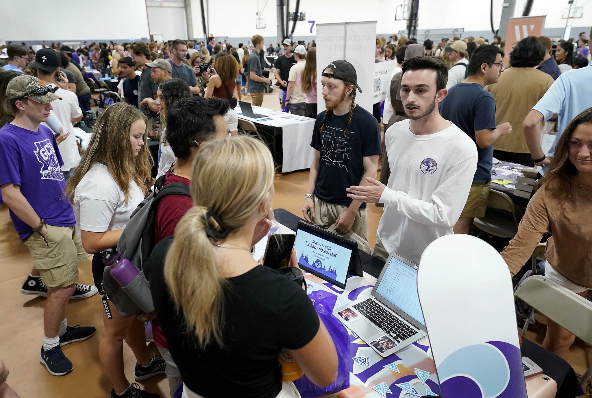 Club and Community Fair - GCU News