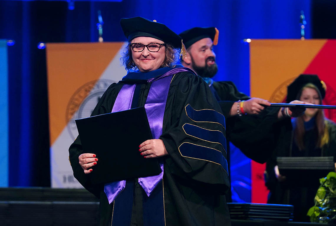 Faculty member's true grit overcomes grief - GCU News