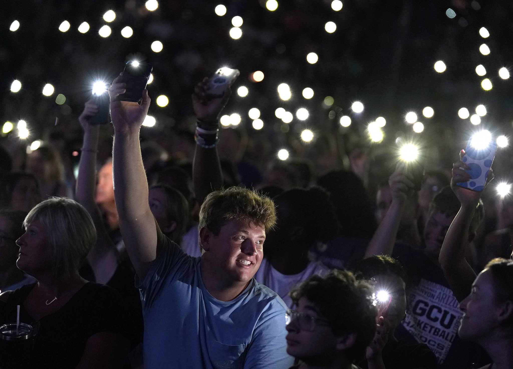 Stories behind year's most memorable photos - GCU News