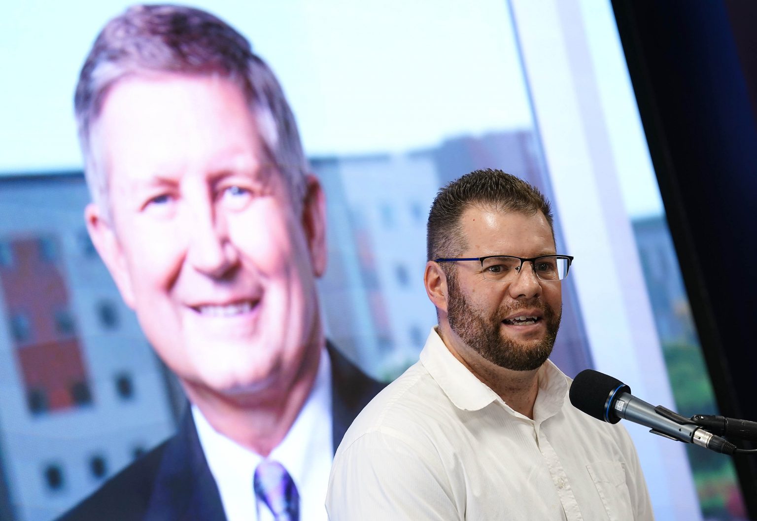 Joe Mildenhall retirement party - GCU News