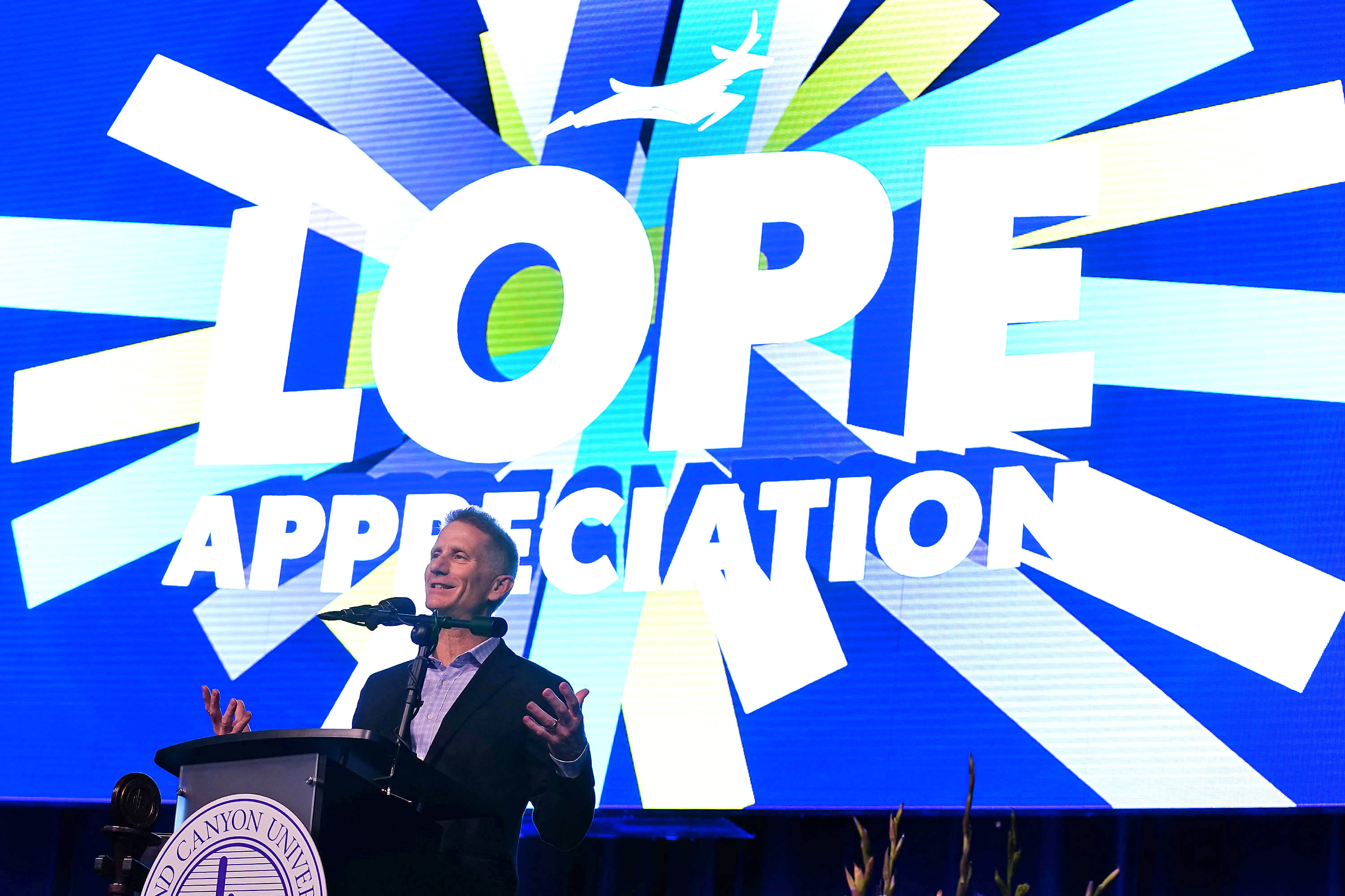 Faculty, staff recognized at Lope Appreciation event - GCU News