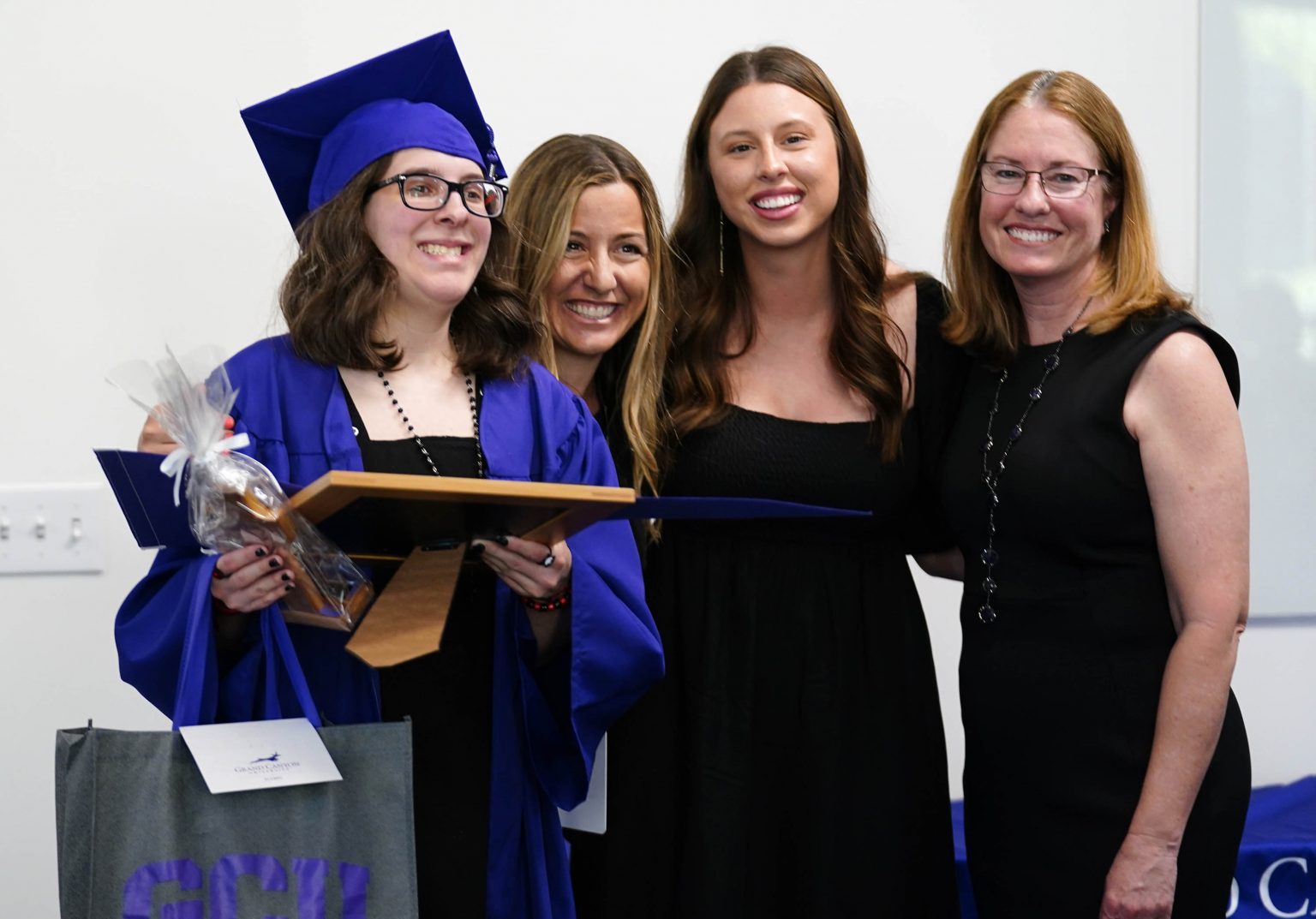 LOPES Academy celebrates first alums at Commencement - GCU News