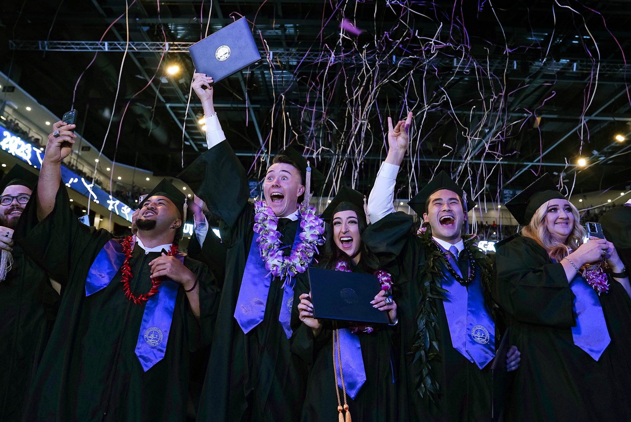 Grand Canyon University celebrates another graduating class of nearly ...