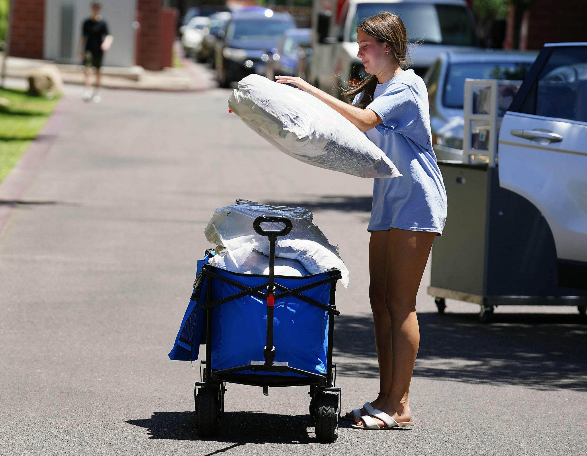 Summer Students Relocation - GCU News