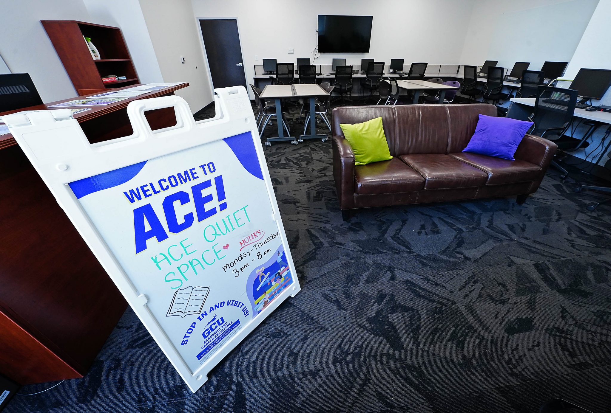 A little study time at the ACE Centers - GCU News
