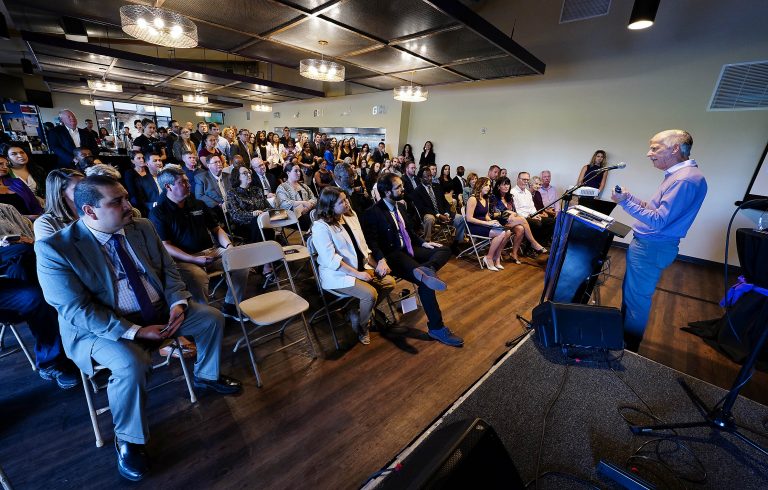 Honors College event celebrates supporters, alumni, decade of growth ...