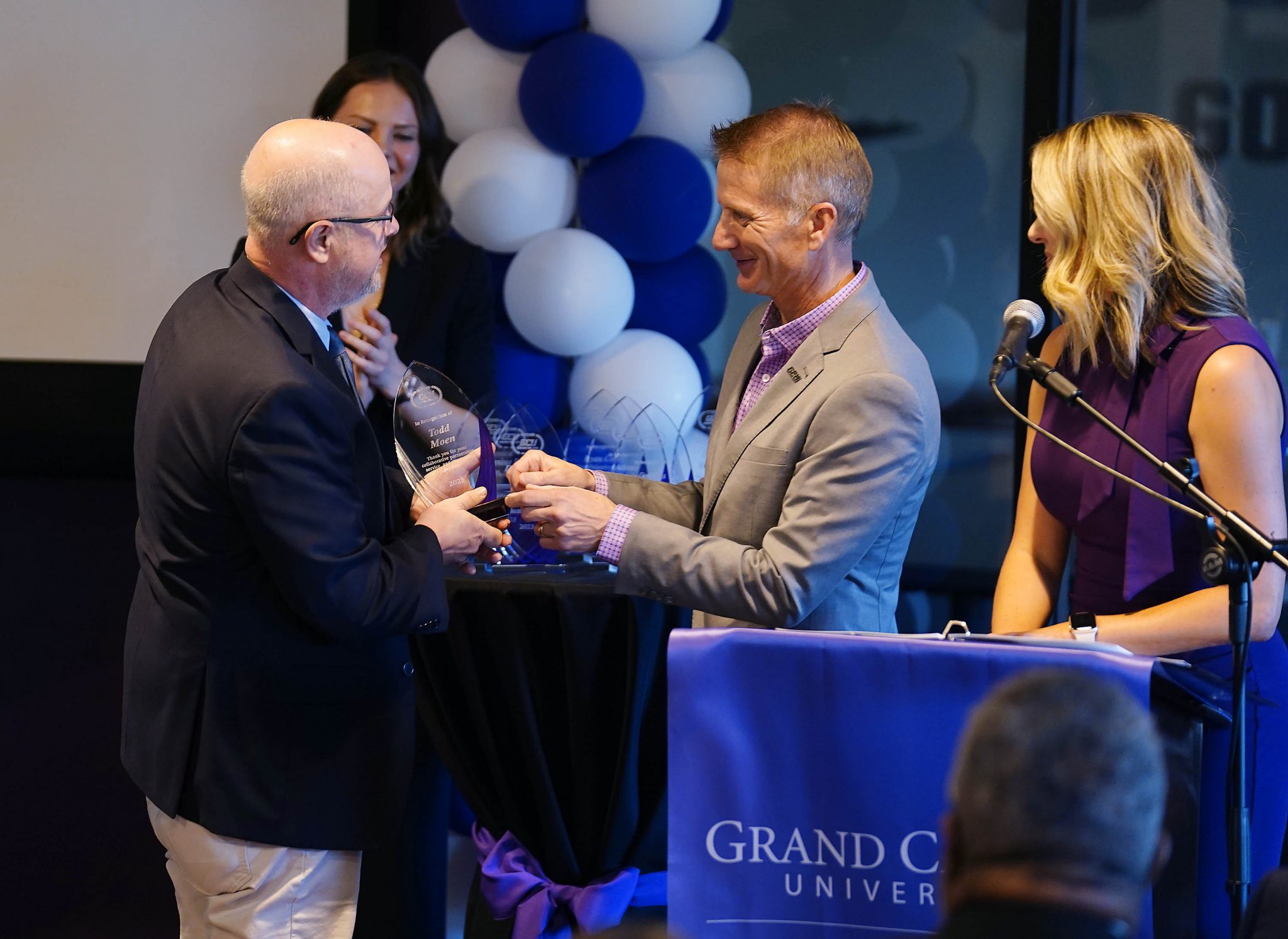 Honors College event celebrates supporters, alumni, decade of growth ...