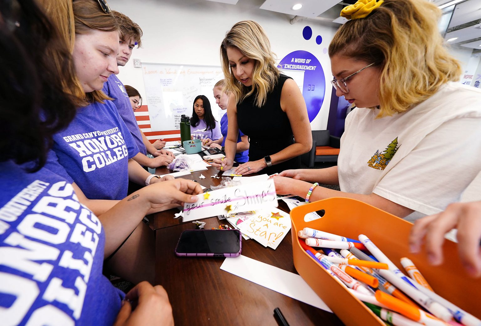 Honors students make an impact during Community Service Week - GCU News