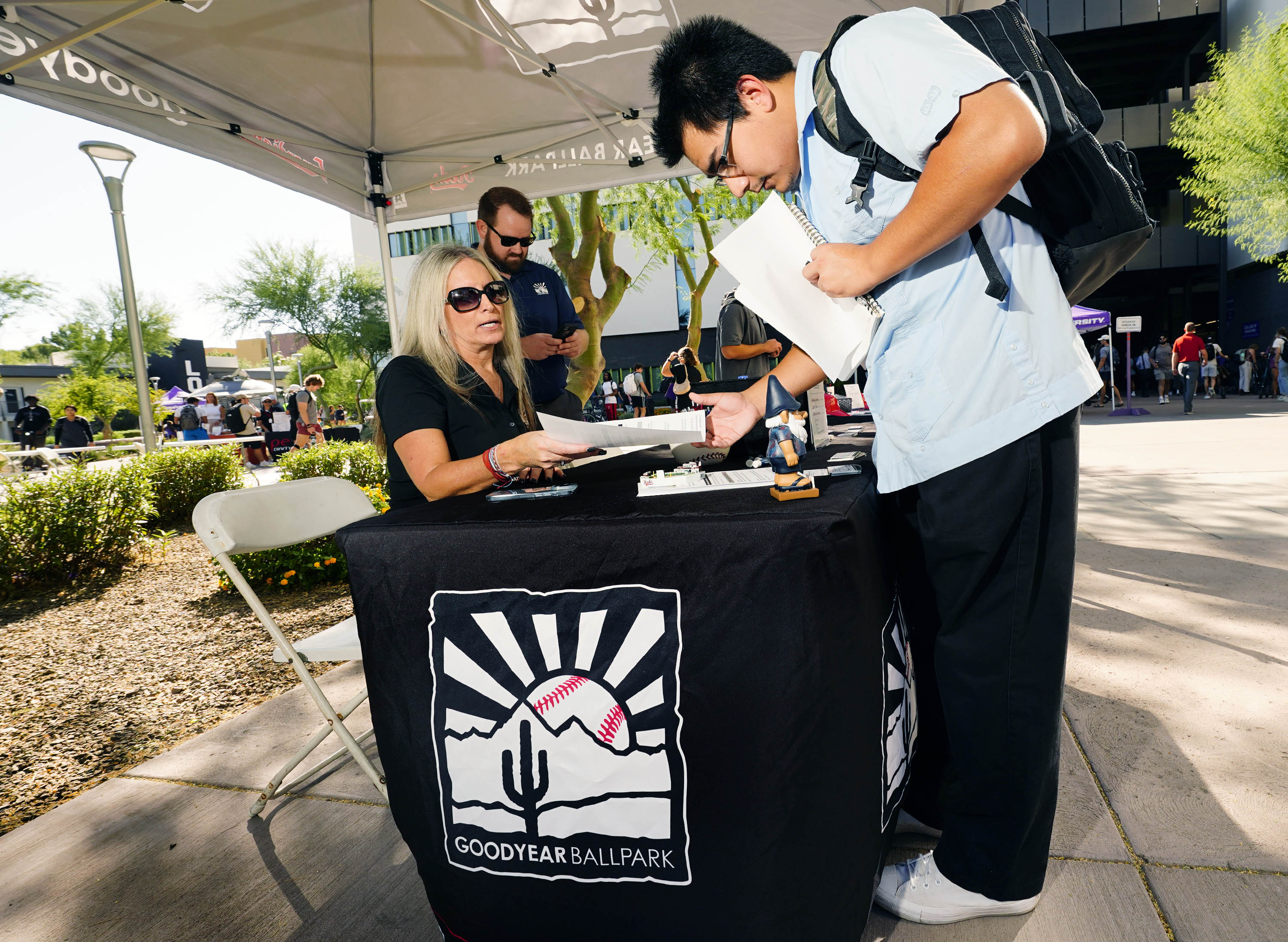 Spring training arrives early for GCU students - GCU News