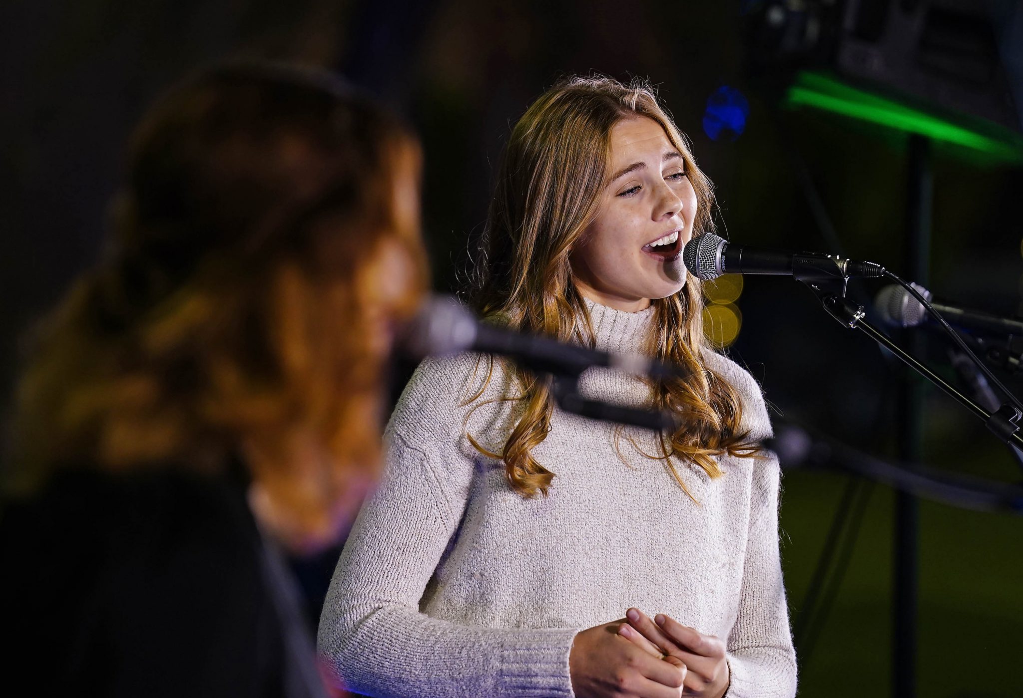 Songwriters add harmony to a cozy Songwriters Showcase - GCU News