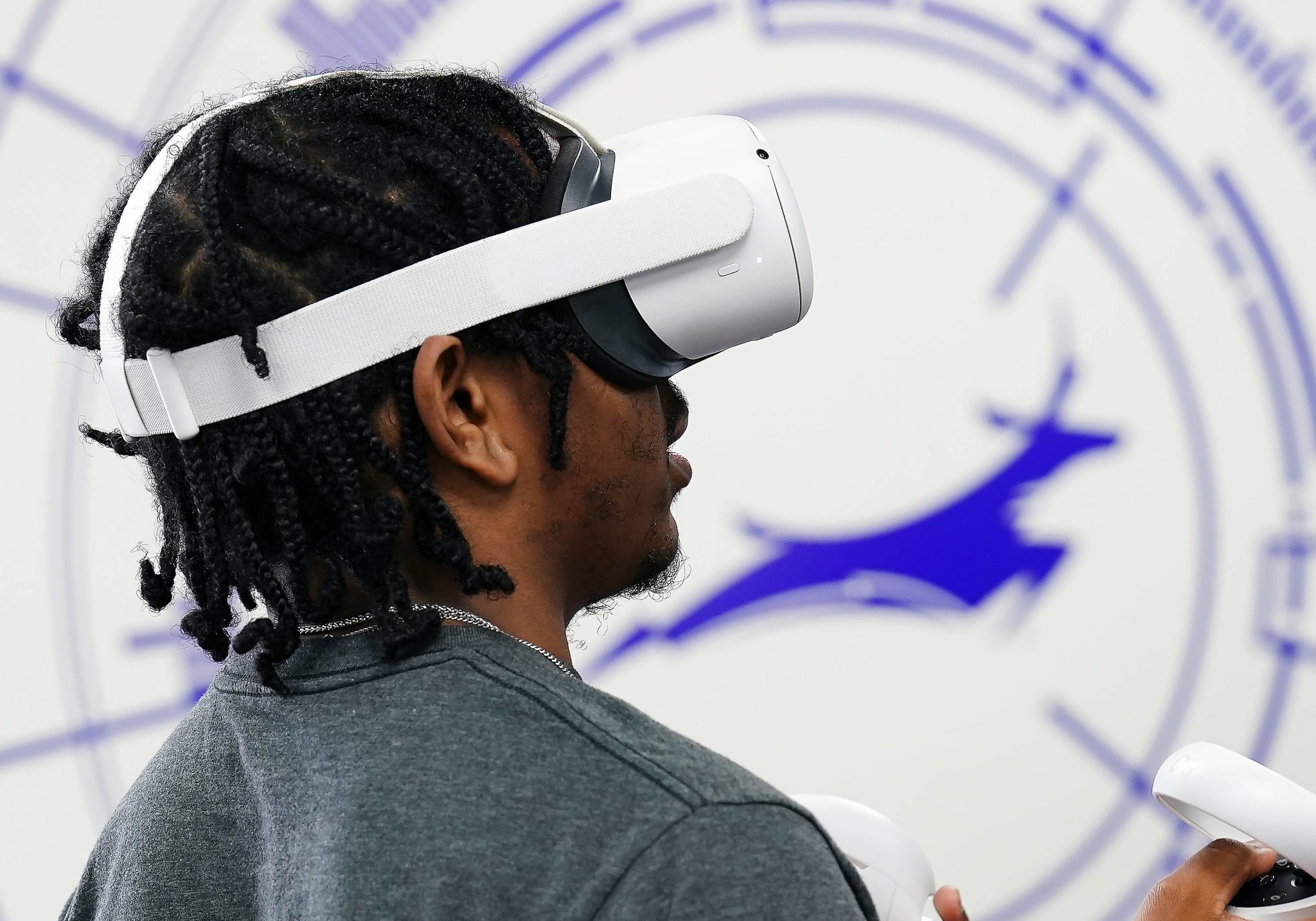 Virtual reality gym, pirate ship projects a treasure - GCU News