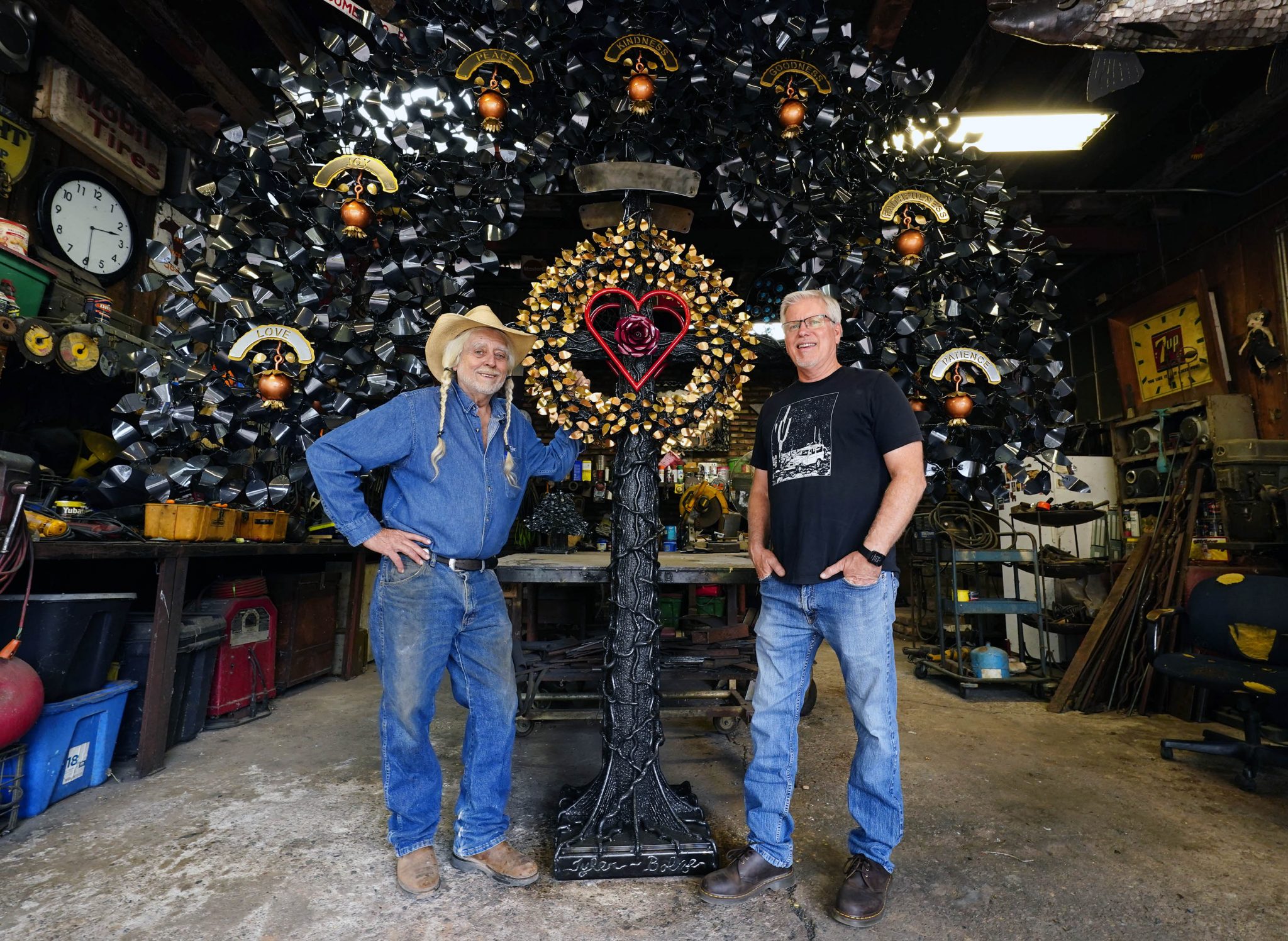 75th anniversary sculpture dedication - GCU News