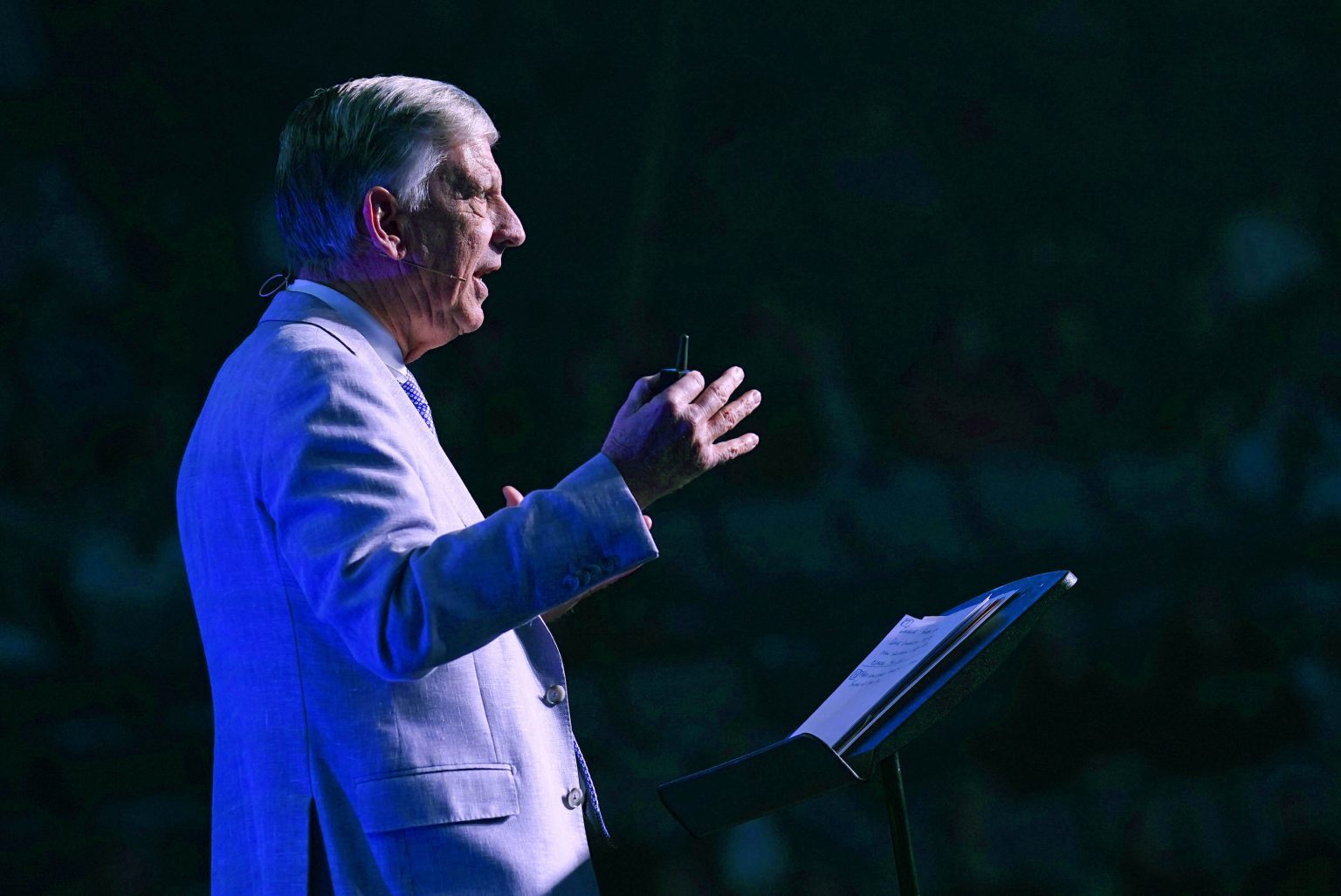 Chapel with President Brian Mueller - GCU News