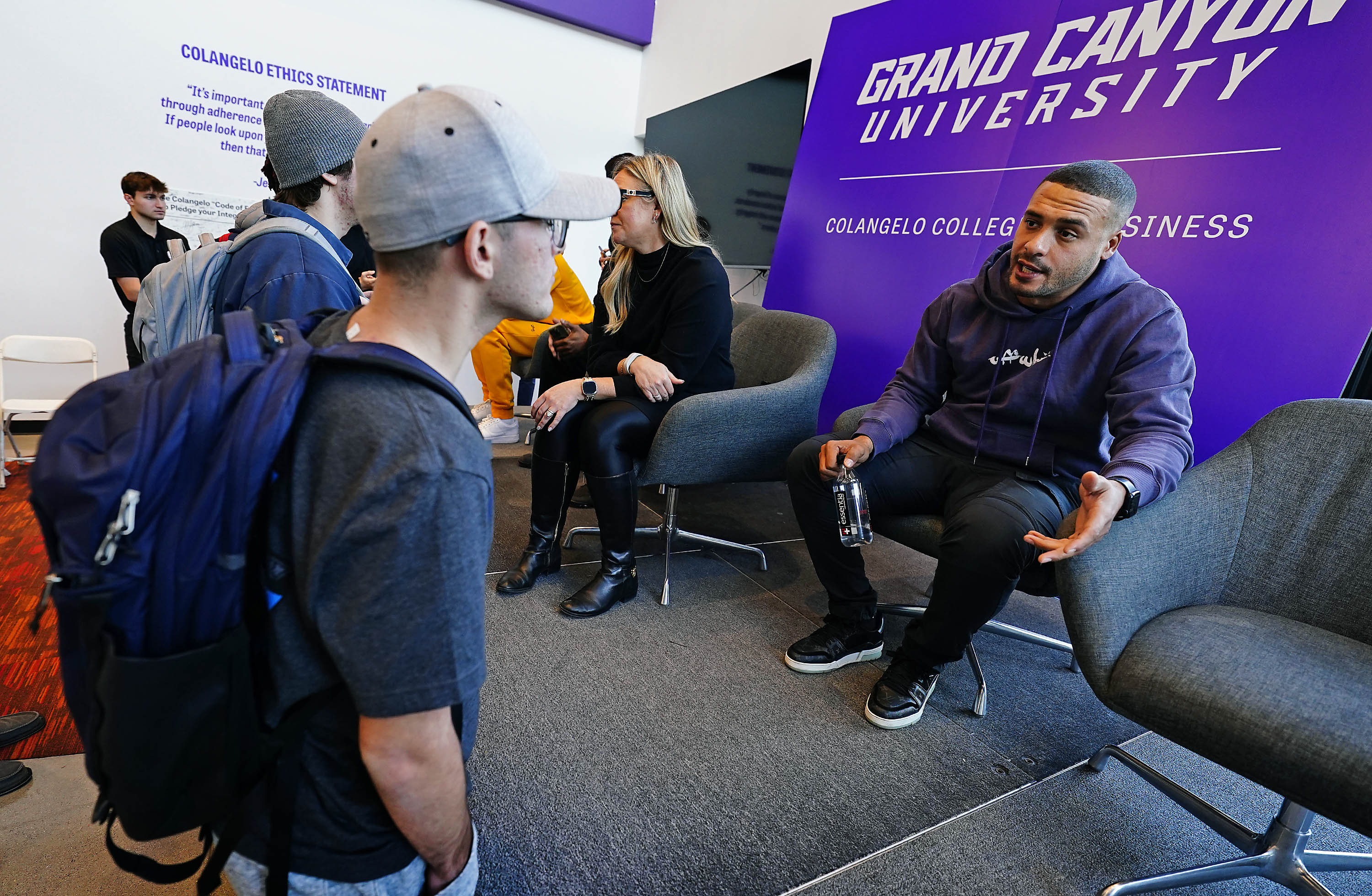 GCU student-athletes learn to navigate choppy NIL waters - GCU News
