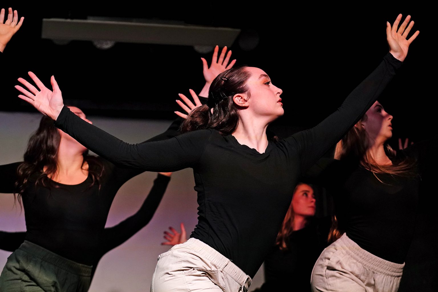 Student Spotlight Dance Concert "The Thread" - GCU News