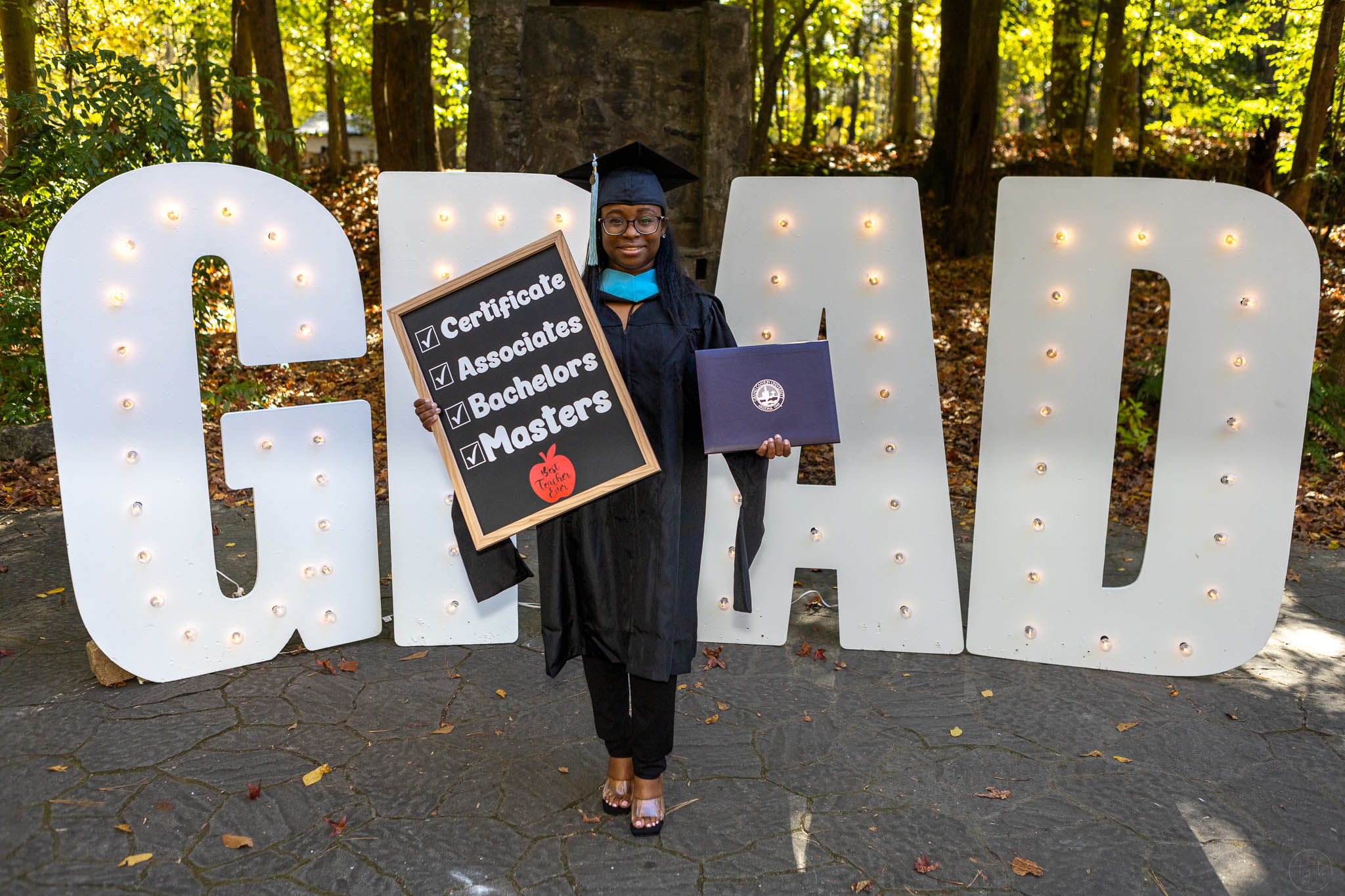 GCU goes on the road to bring spirit of Commencement to alumni - GCU News