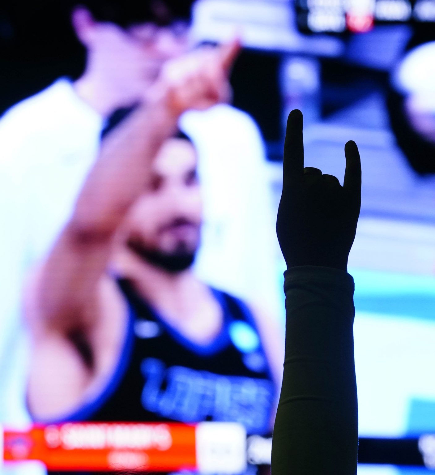 Lopes swept up by emotional ups and downs at NCAA watch parties - GCU News