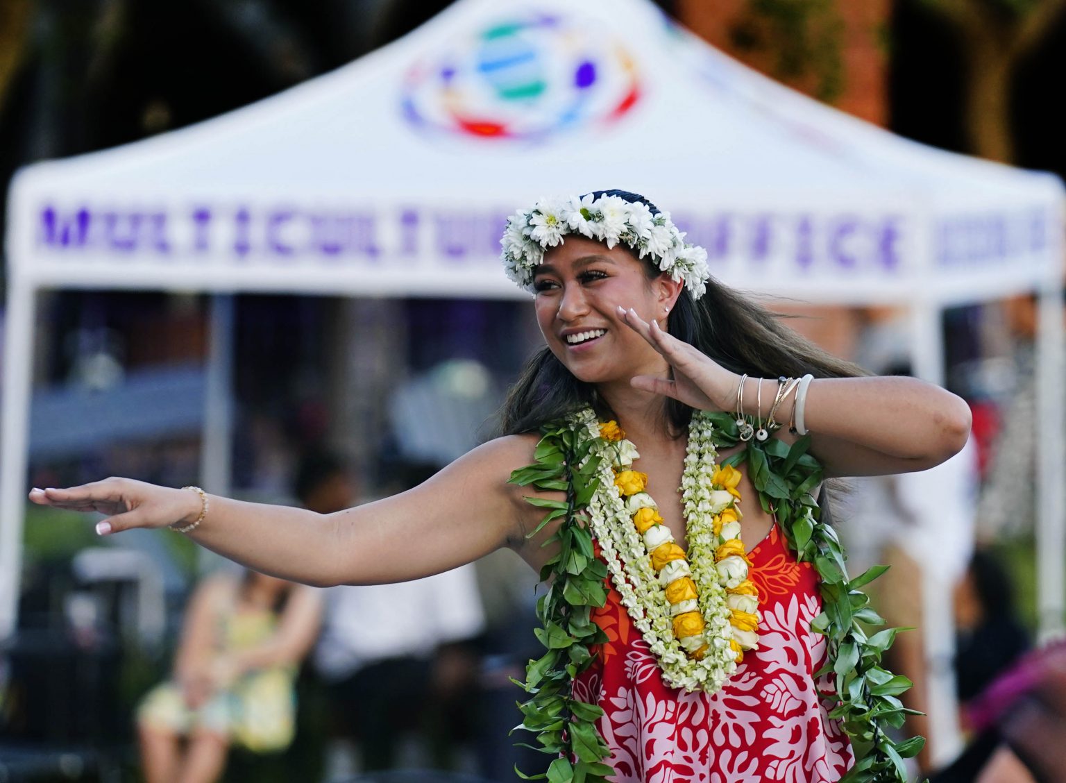 Ho'olaule'a Luau - GCU News