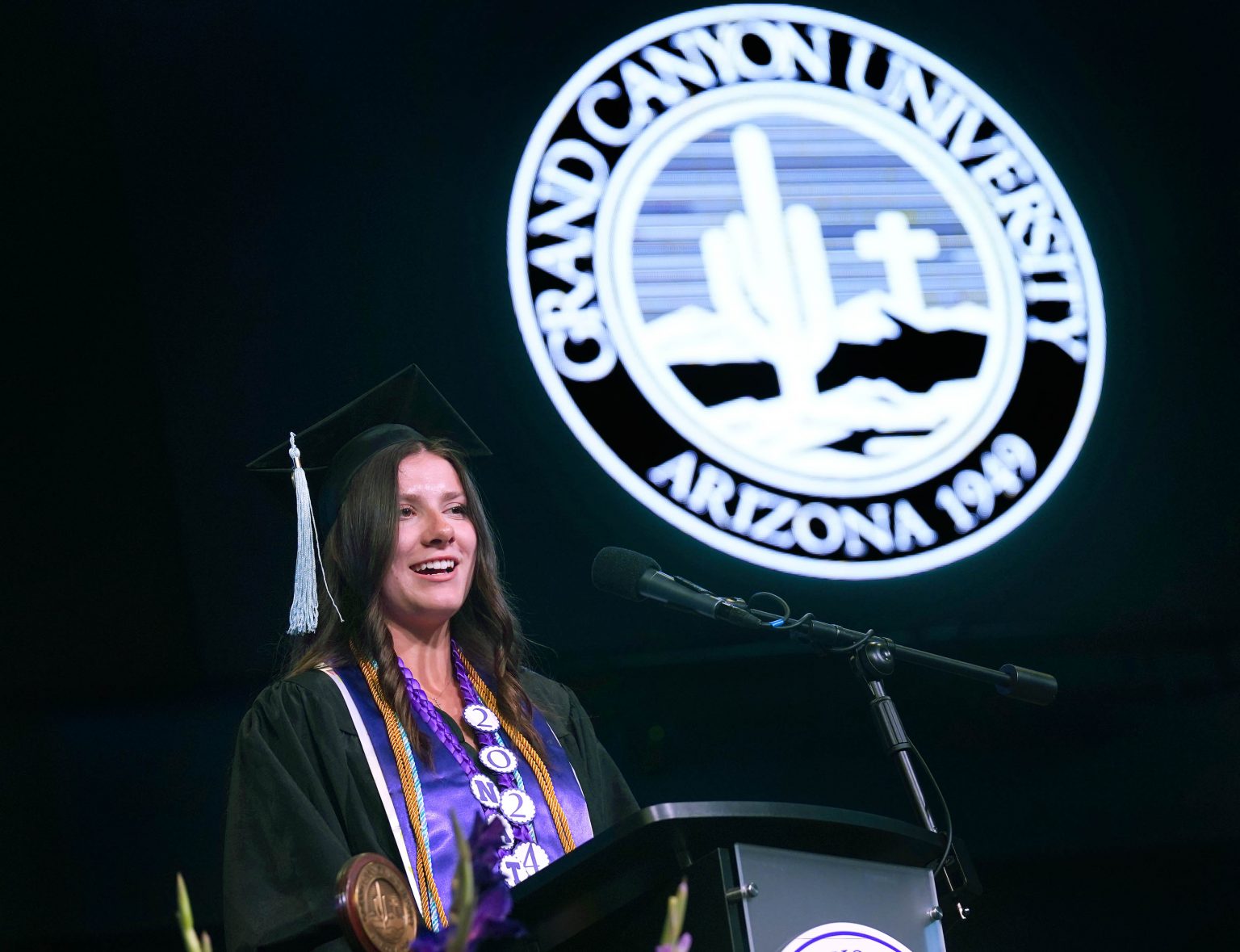 Spring 2024 Commencement (traditional): Friday evening ceremony - GCU News