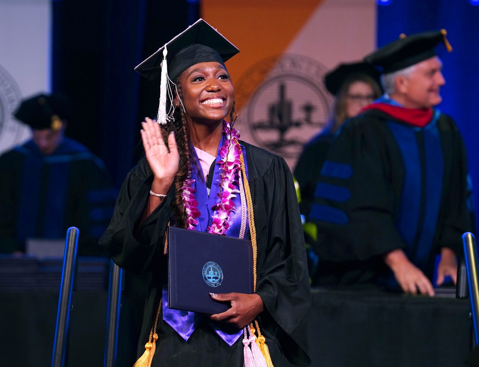 Spring 2024 Commencement (traditional): Friday morning ceremony - GCU News
