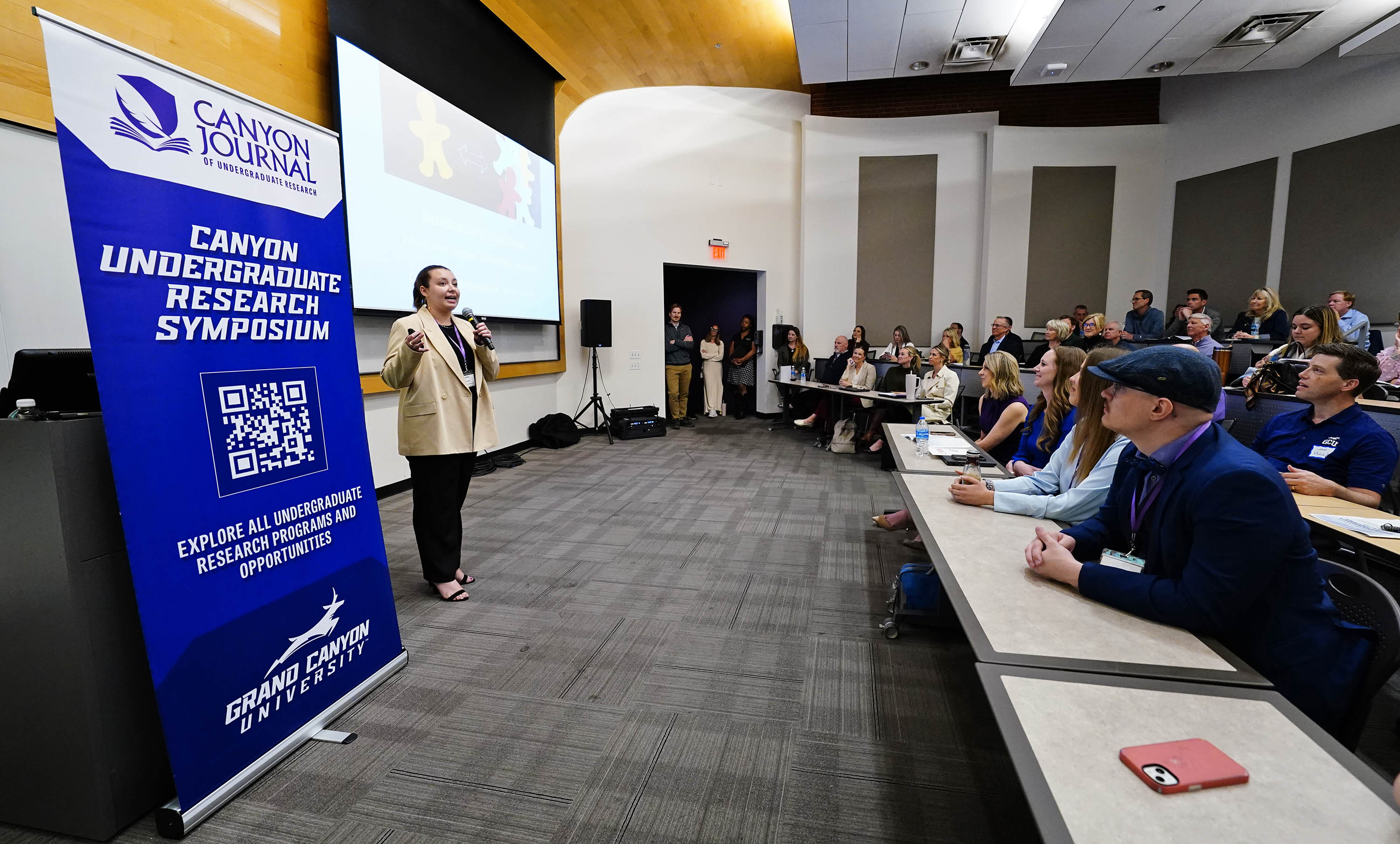 Students showcase projects, research at undergraduate symposium - GCU News