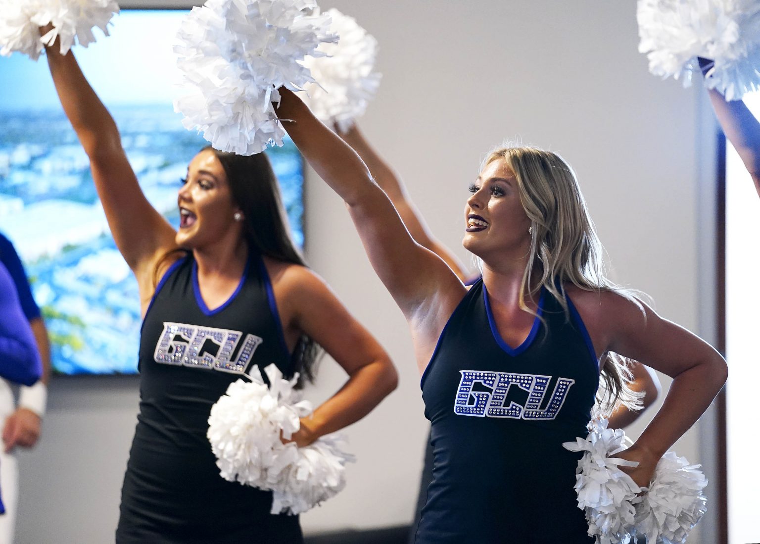 Spirit rally for President Brian Mueller - GCU News