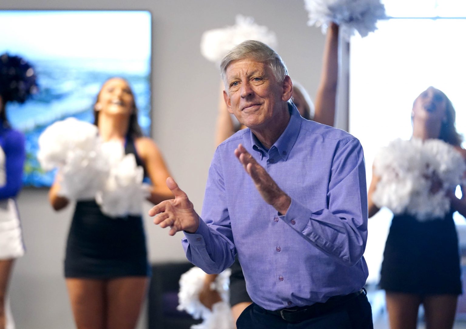 Spirit rally for President Brian Mueller - GCU News