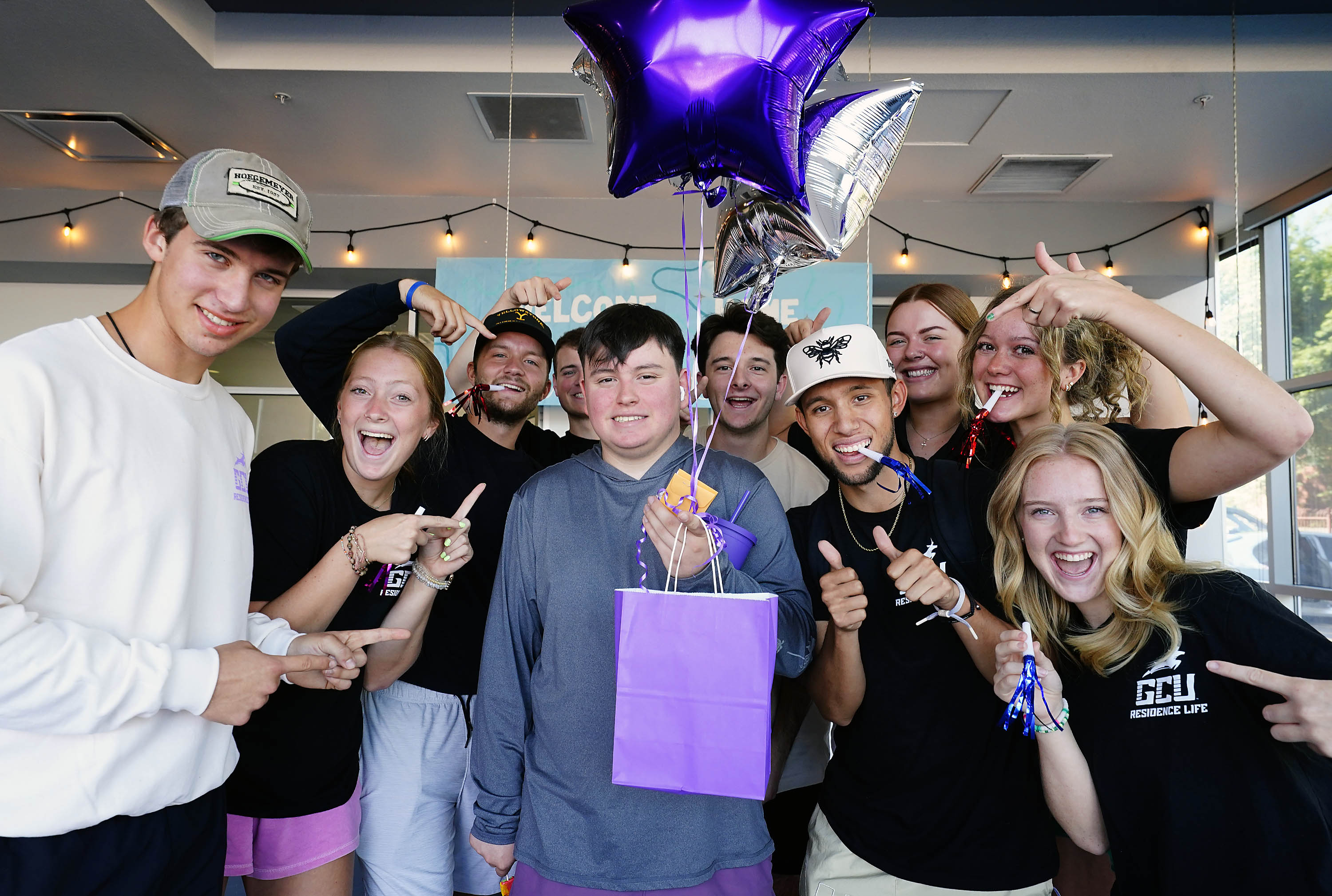 Campus celebrates 75 years with surprise at move-in - GCU News