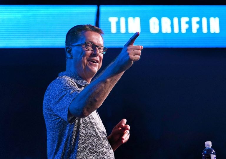 Take time to follow Jesus, Pastor Tim Griffin stresses at Chapel - GCU News