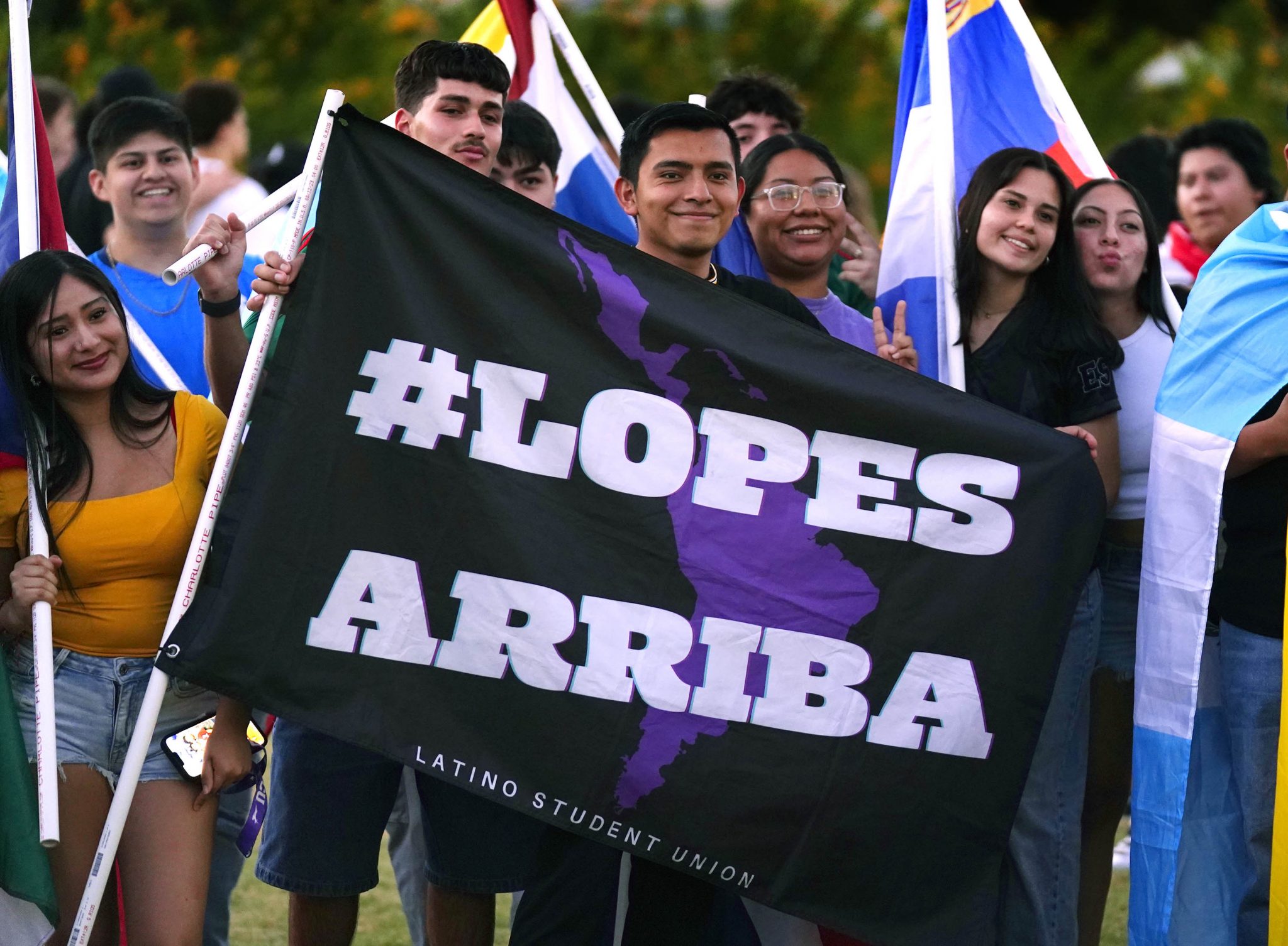 In time of division, GCU students unite - GCU News