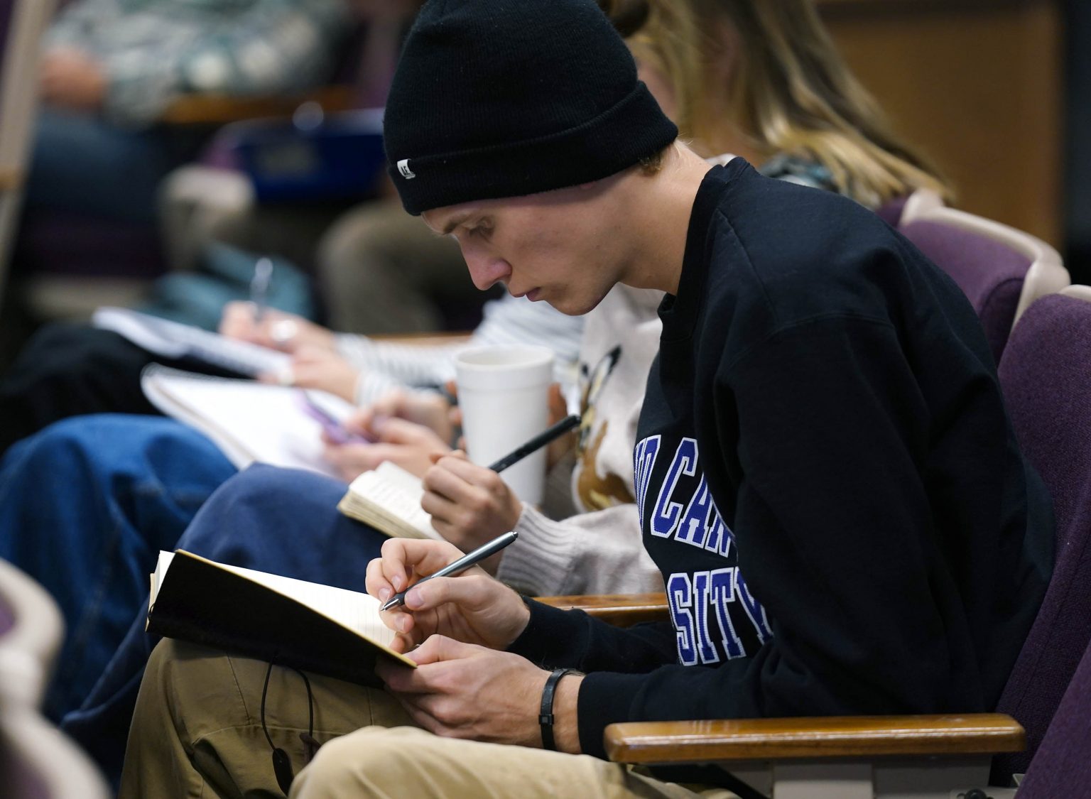 Speaker urges, in stressful times, to touch the real world but learn to detach - GCU News