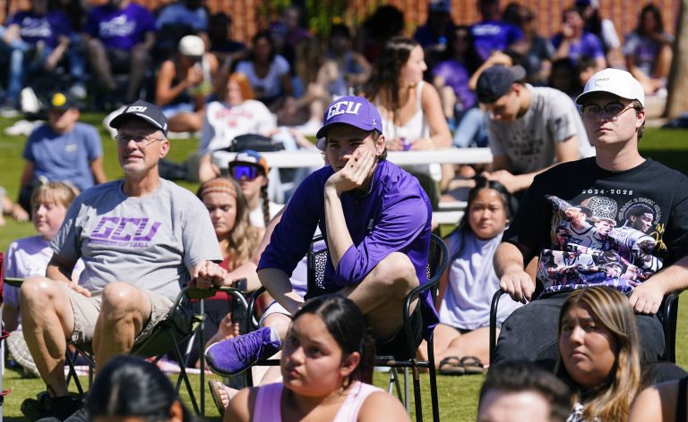 GCU basketball watch party - GCU News