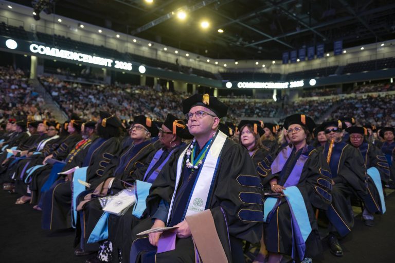 Spring 2025 Commencement (online and cohort), Tuesday afternoon - GCU News