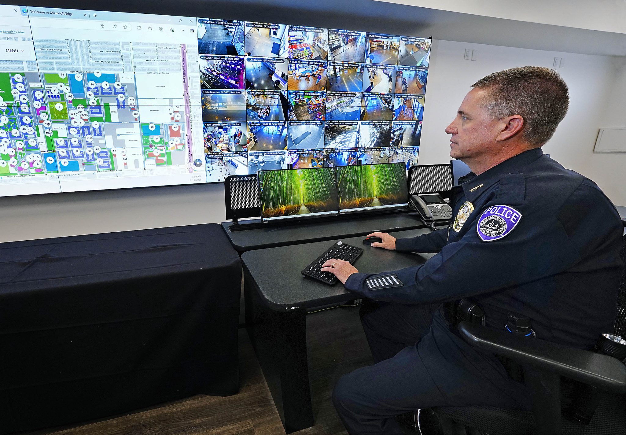 Real-time police center leverages technology to enhance campus safety ...