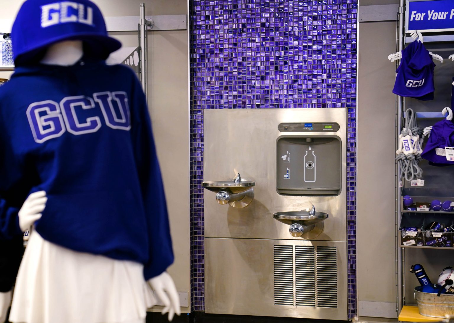 Lope Shop readies for the hustle, bustle of Welcome Week - GCU News