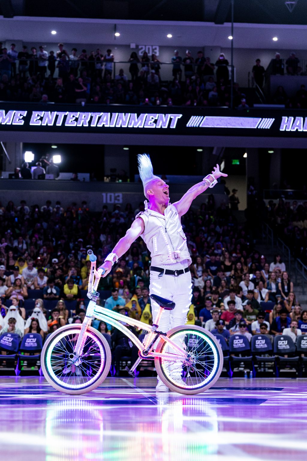 Inside the return of GCU's college basketball party - GCU News